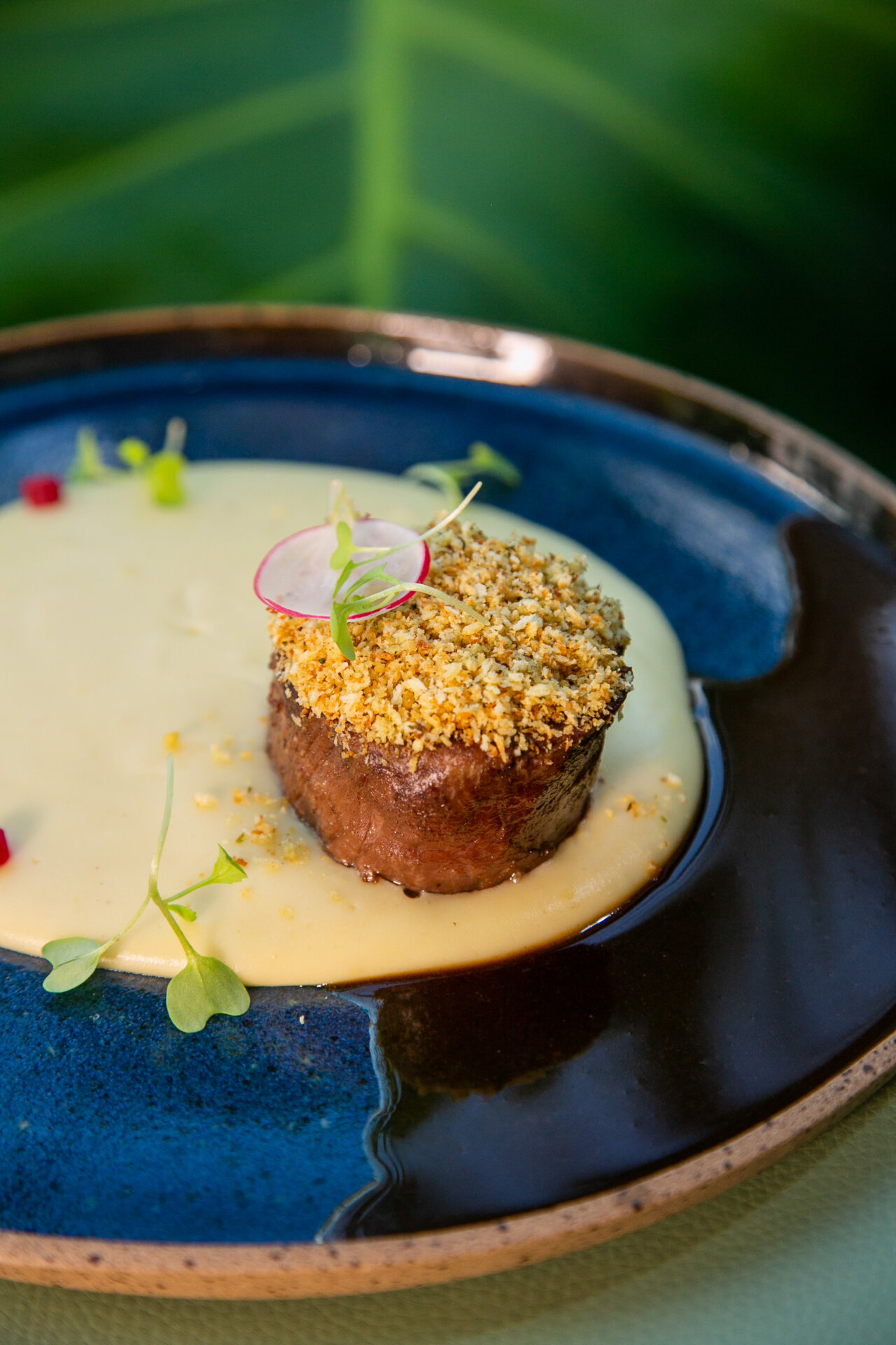 Filet com Aligot | Moman Cozinha Contemporânea